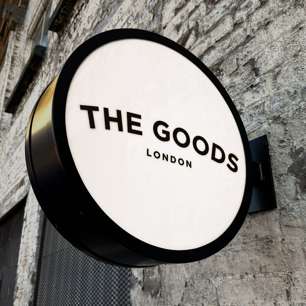 'The Stroud' - Black Metal Circle Light Box – The Goods London