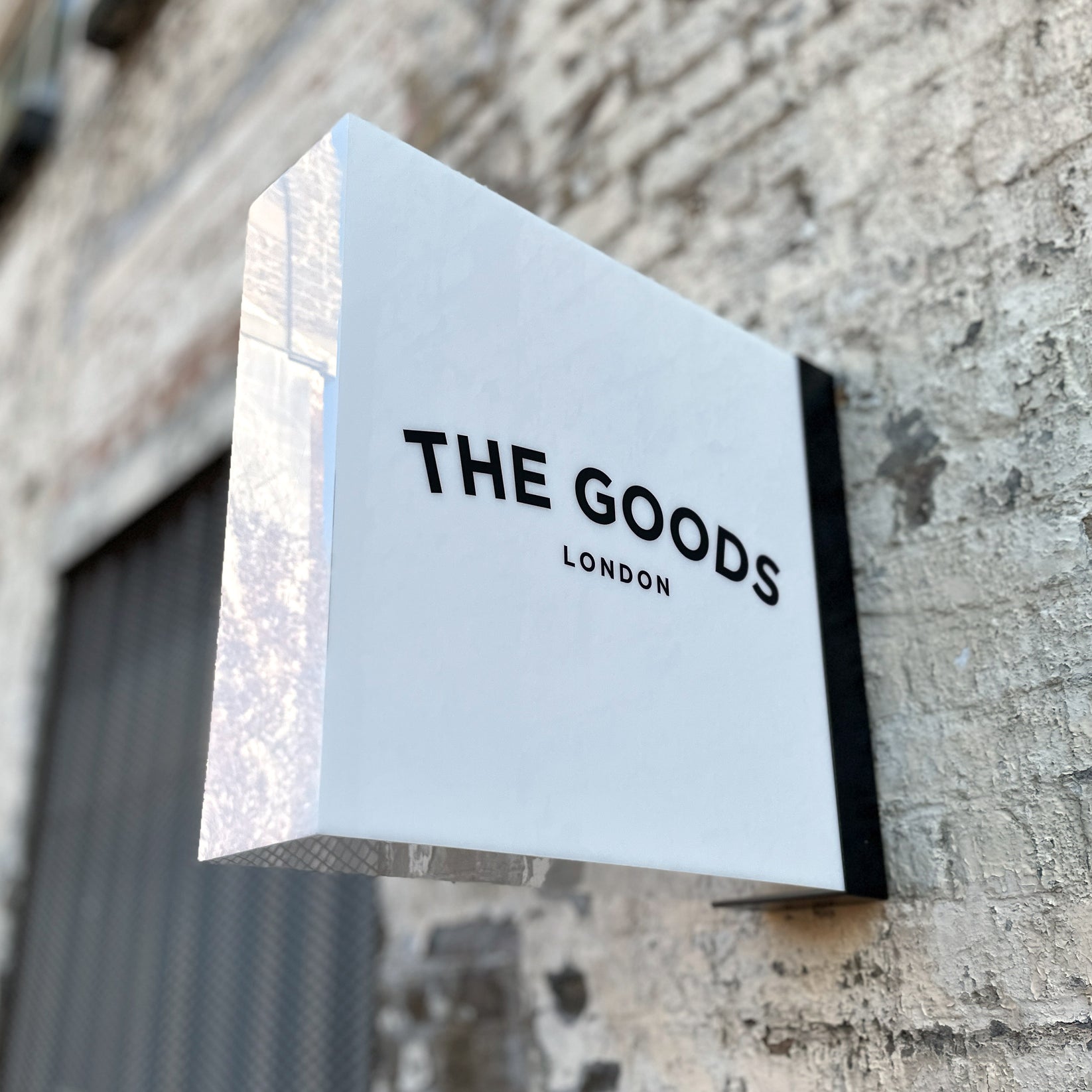 'The Oval' - Frameless Acrylic Light Box Double Sided Sign – The Goods London